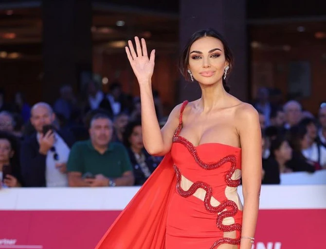 Dünyaca məşhur aktrisa Bakıda - FOTO | Baku.ws Xəbər saytı - Son ...