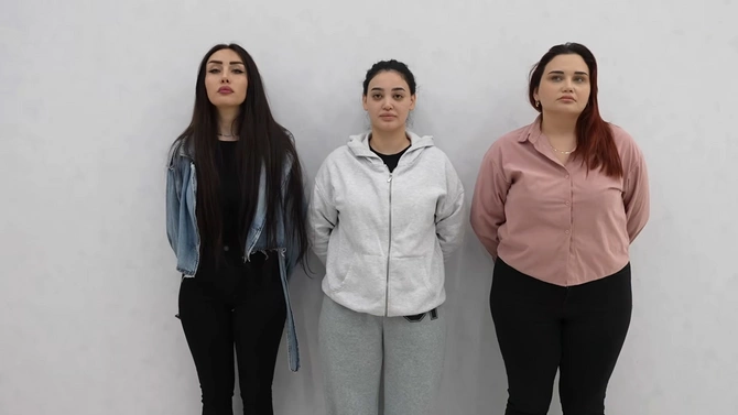 Qumar oyunlarını reklam edən tiktokerlər saxlanıldı | Baku.ws Xəbər ...