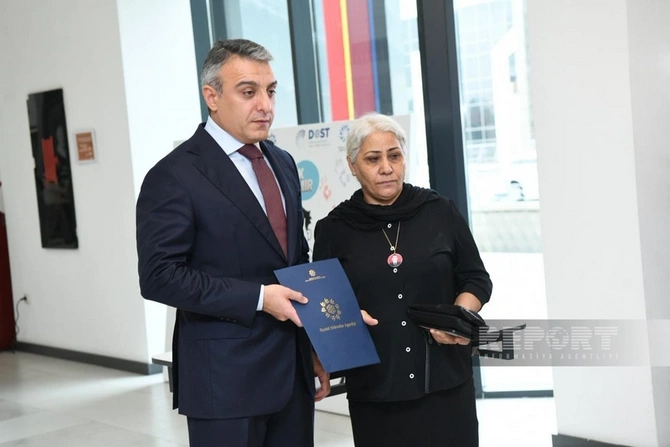 Şəhid ailələri və müharibə əlillərinə daha 100 mənzil verilib | Baku.ws ...