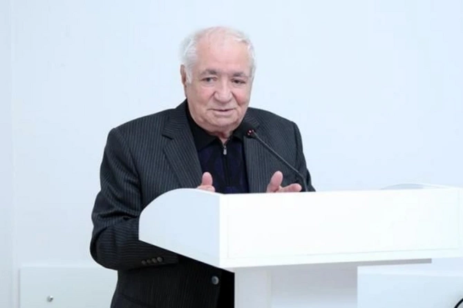 President Ilham Aliyev awarded Vahid Aziz with the "Sharaf" order ...