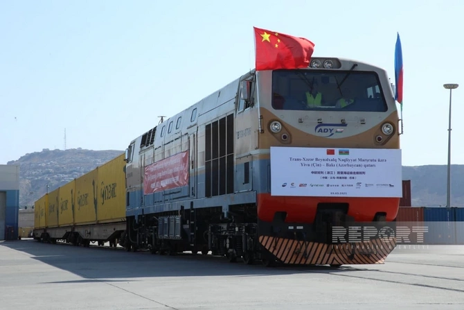 The Chinese train successfully arrived in Baku after a long journey ...